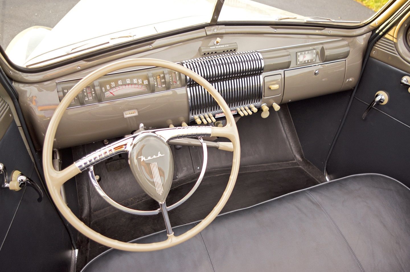 The elegant simplicity of the 1940 Nash Ambassador | Hemmings Daily